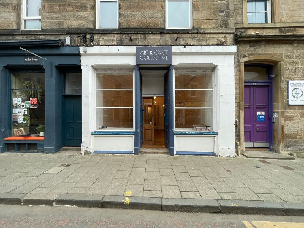 Property to let in Causewayside, Newington, Edinburgh EH9, £16,000 pa ...