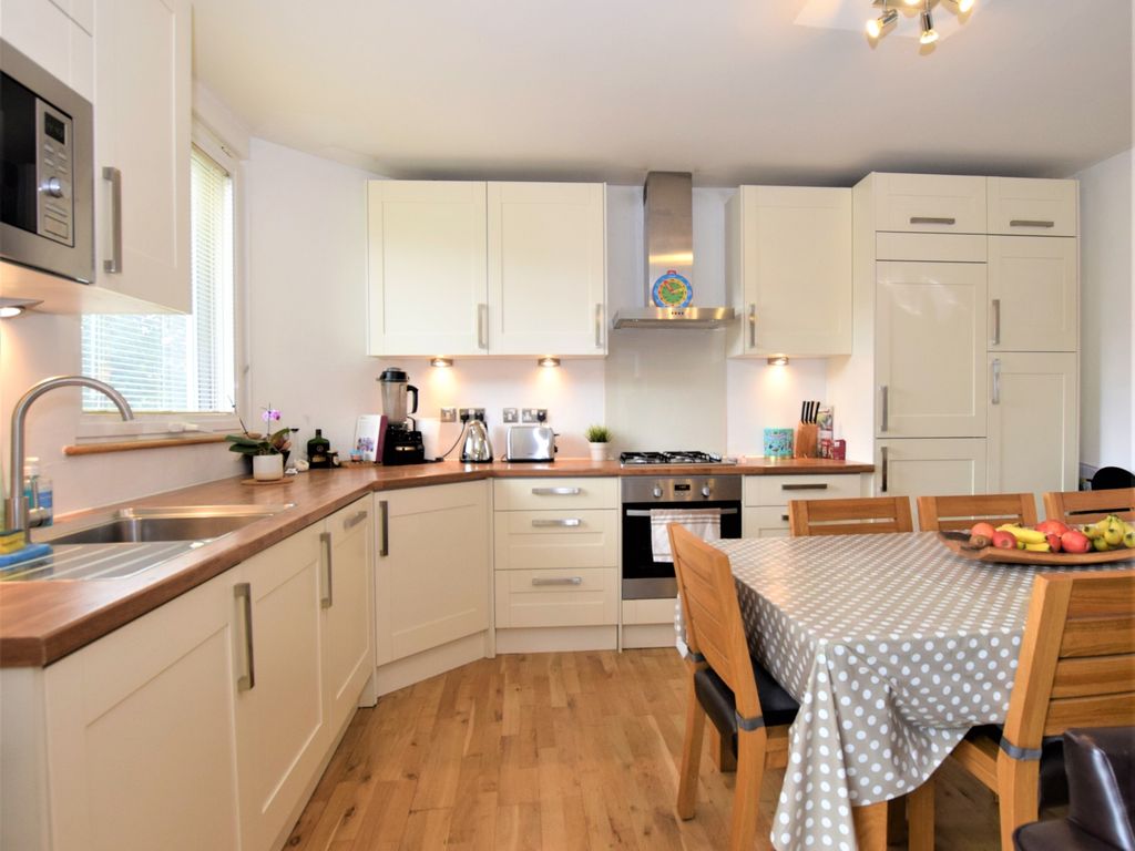 3 bed flat to rent in Tanner Street, London SE1 - Zoopla