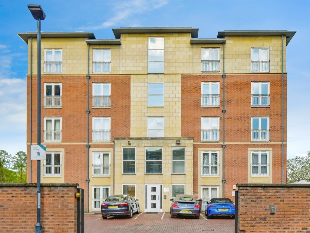 2 bed flat for sale in Duke Street, Derby DE1, £130,000 - Zoopla