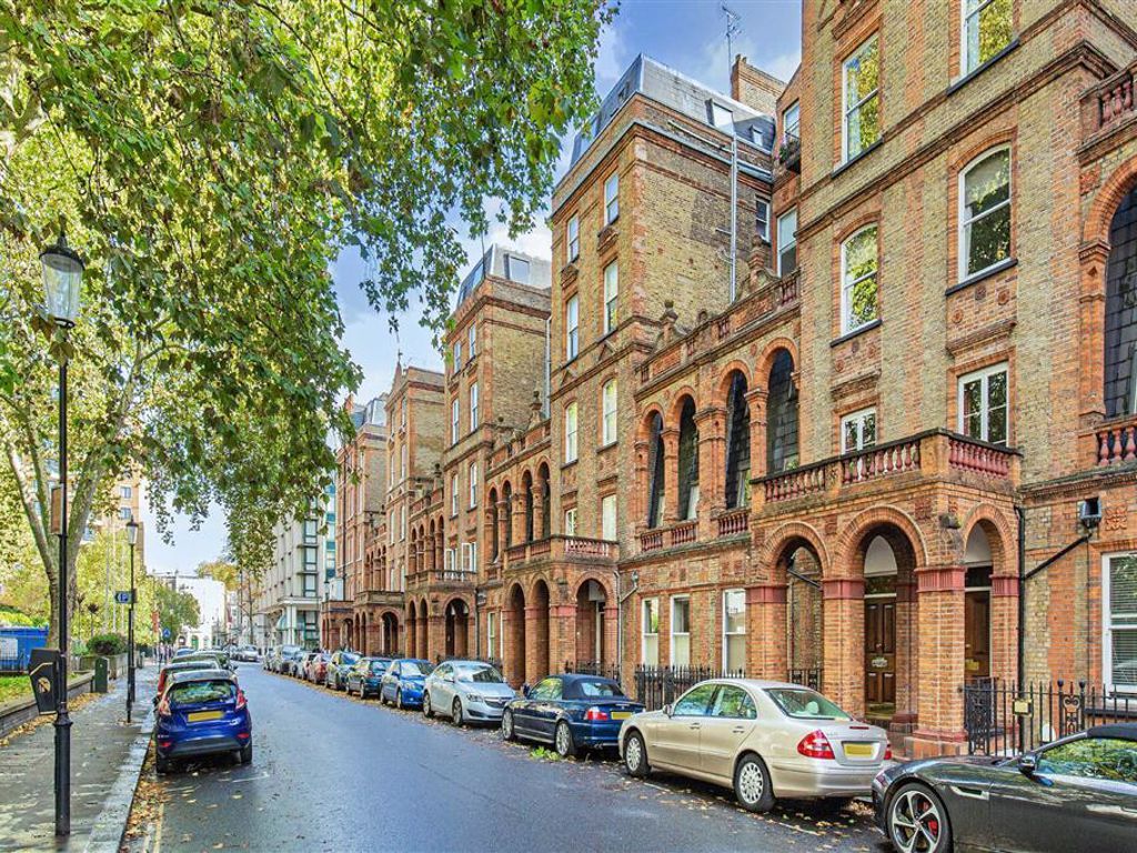 1 bed flat for sale in Courtfield Road, London SW7 - Zoopla