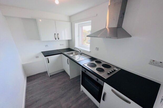 Studio to rent in Lewis Avenue, Wishaw ML2, £495 pcm - Zoopla