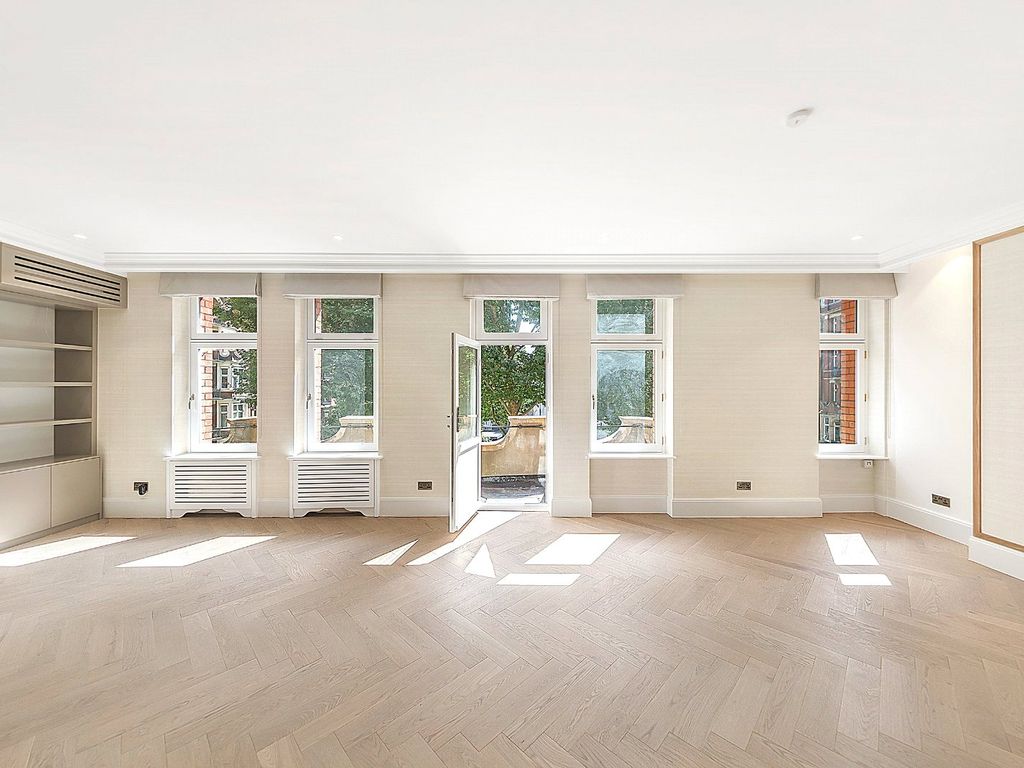 5 bed flat for sale in Iverna Court, Kensington W8, £4,300,000 - Zoopla