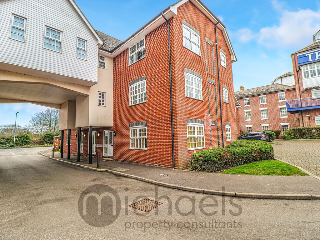 2 Bed Maisonette For Sale In Colchester Road West Bergholt Colchester
