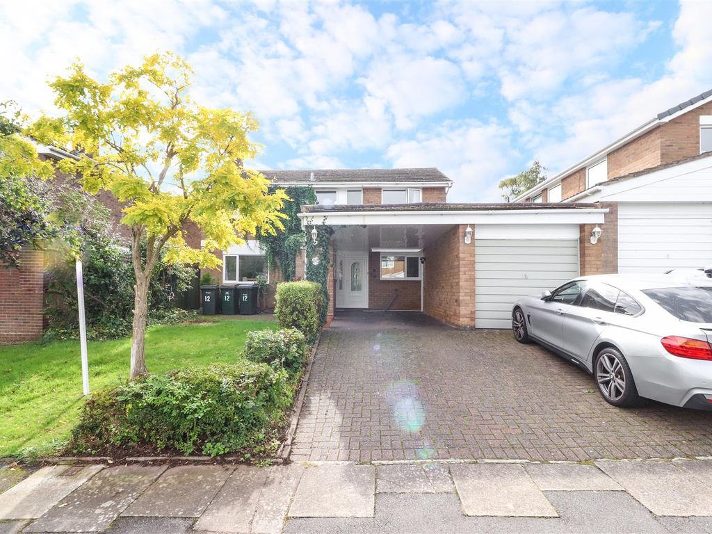4 bed detached house for sale in Oxley Drive, Finham, Coventry CV3, £ ...