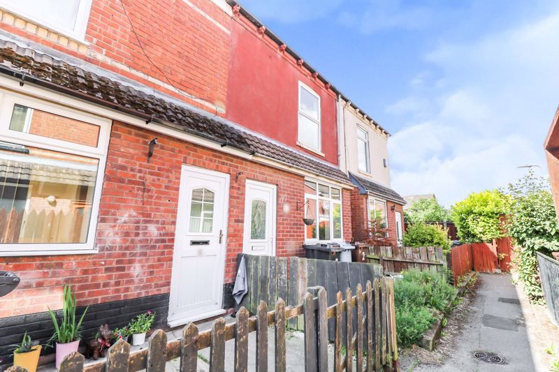 2 Bed Terraced House For Sale In Minnies Grove Walton Street Hull Hu3