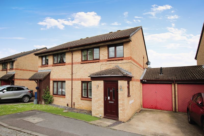 3 bed semi-detached house for sale in The Ridings, Kidlington OX5 - Zoopla