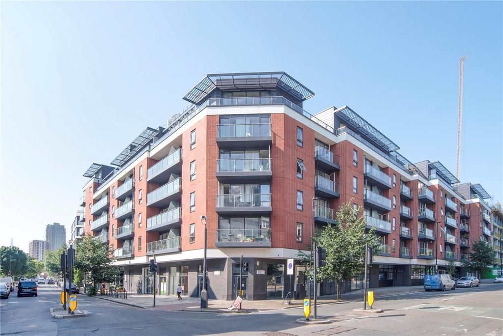 2 bed flat to rent in Worcester Point, Central Street, London EC1V - Zoopla