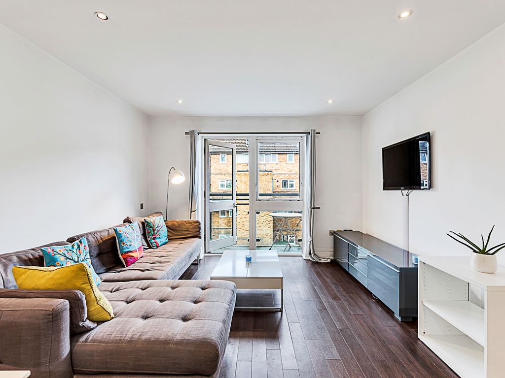 2 bed flat to rent in Flat, Hoxton Square, London N1, £4,500 pcm - Zoopla