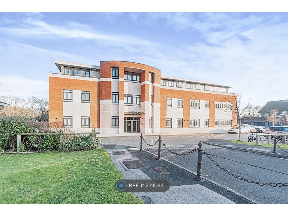 1 bed flat to rent in Lime Tree Way, Chineham, Basingstoke RG24, £950 ...