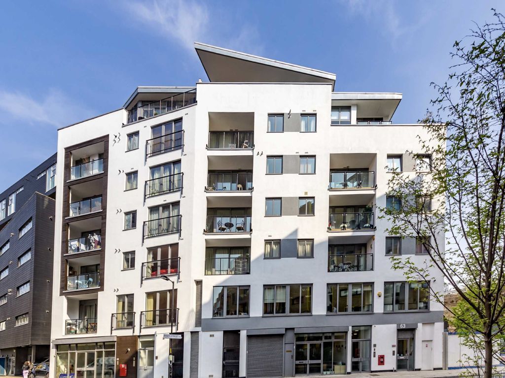 2 bed flat to rent in Tanner Street, London SE1, £2,500 pcm - Zoopla