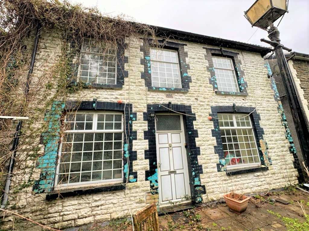 3 Bed Semi Detached House For Sale In Vicarage Road Penygraig