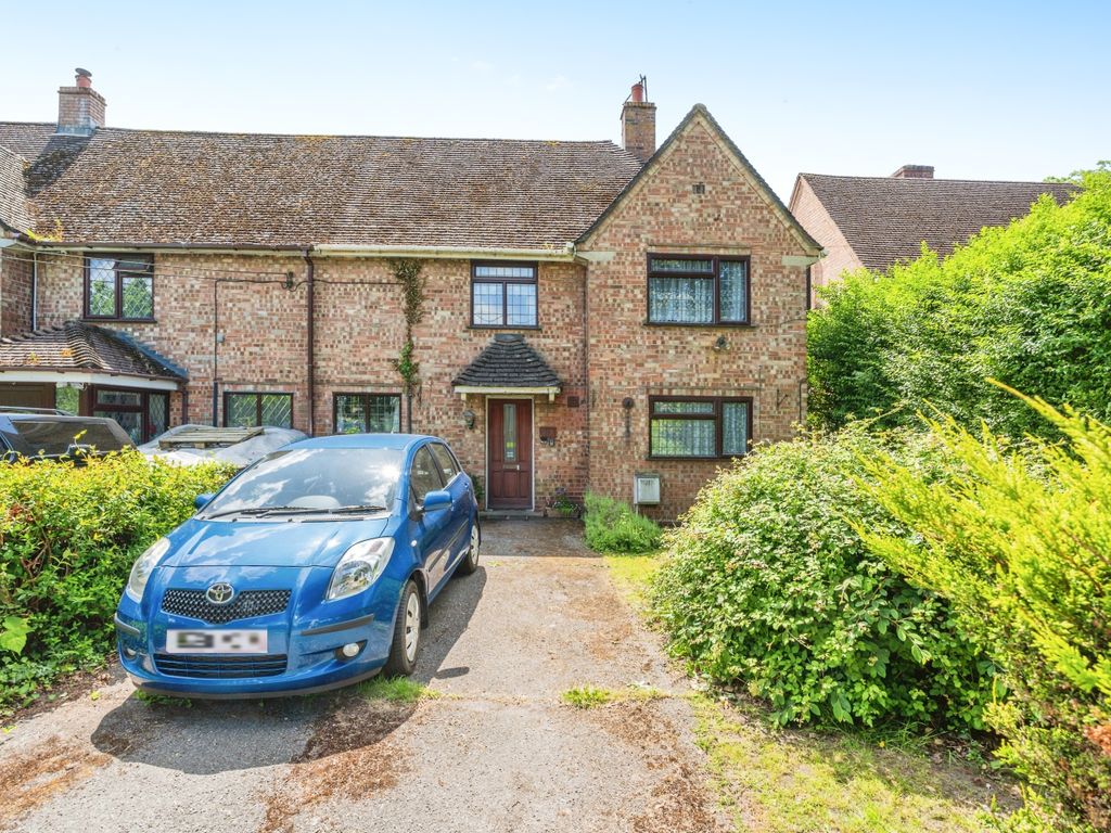 3 Bed Semi Detached House For Sale In Water Lane Totton Southampton