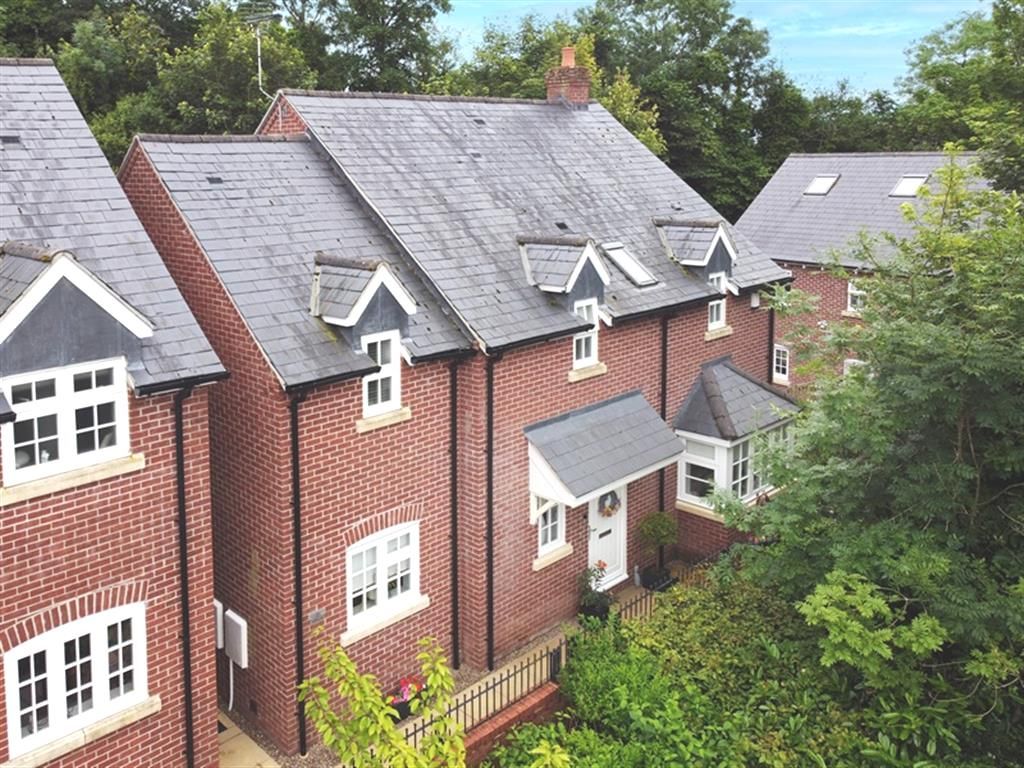 4 bed detached house for sale in Mount Lane, Clent, Stourbridge DY9, £ ...