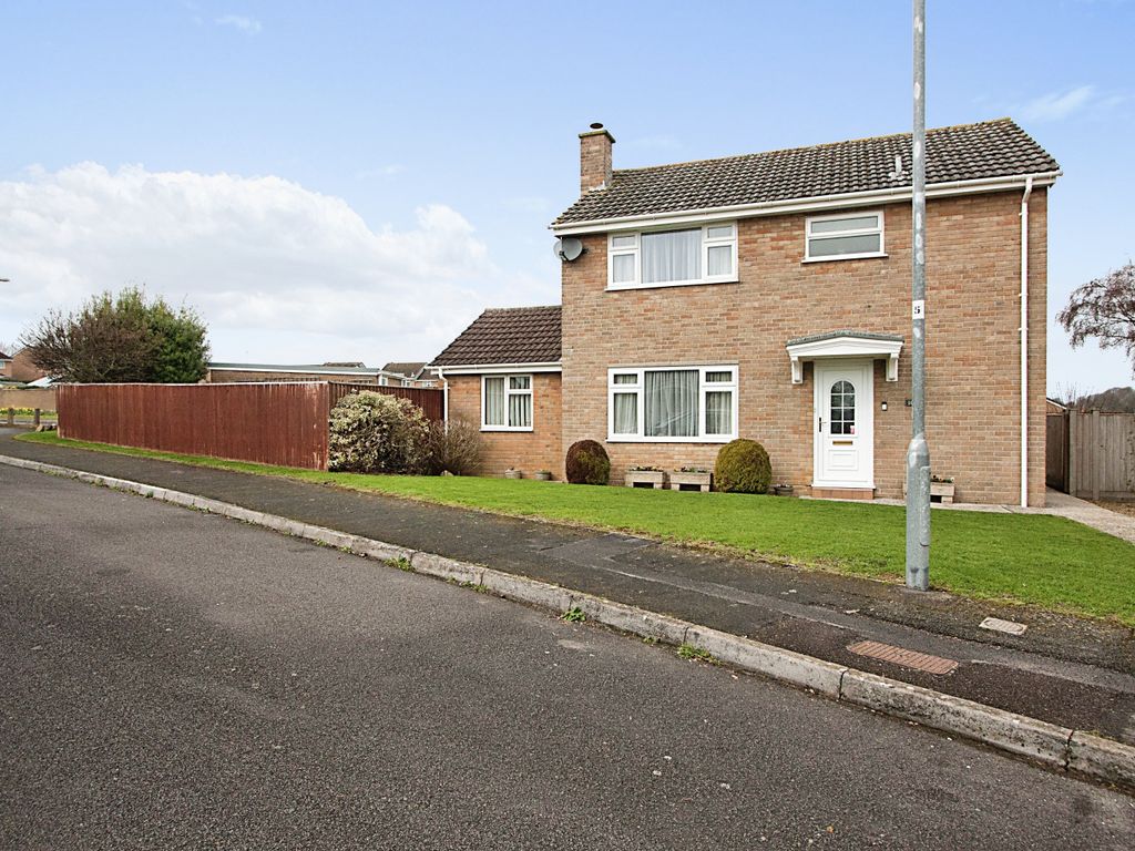 3 bed detached house for sale in Winyards View, Crewkerne TA18 - Zoopla