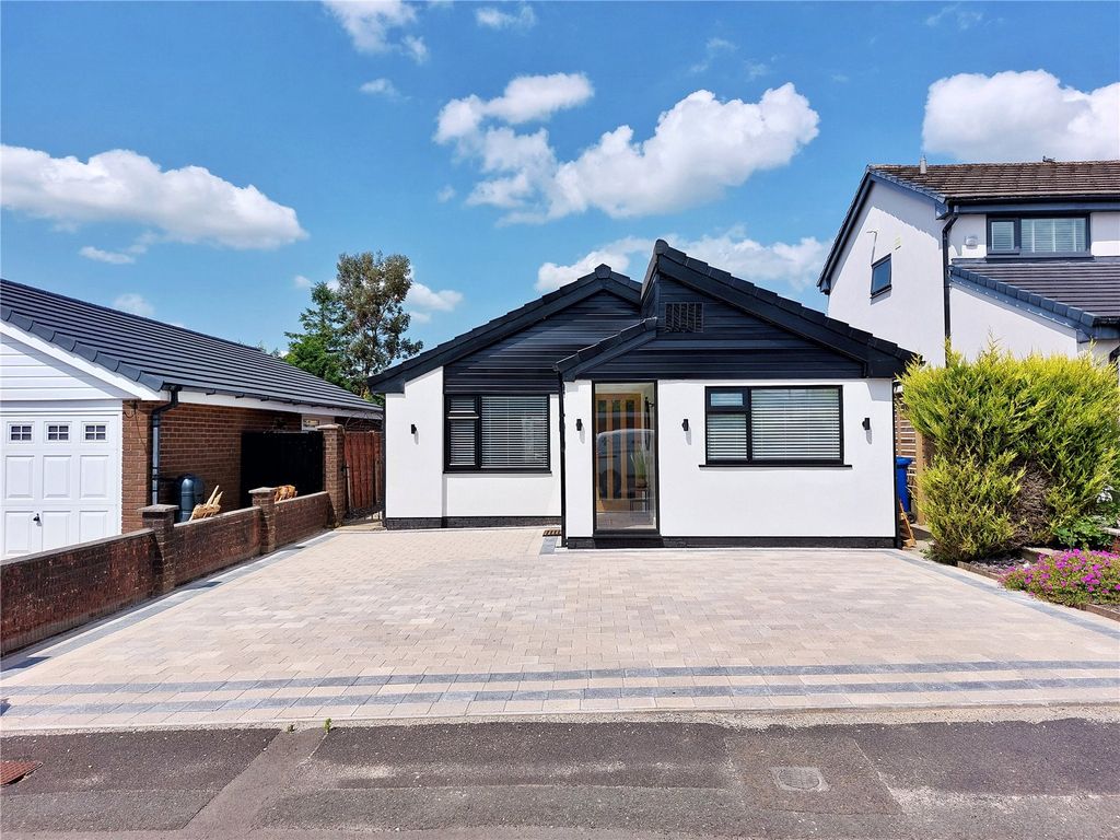 3 Bed Bungalow For Sale In Mitton Avenue Rawtenstall Rossendale Bb4