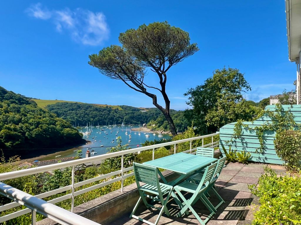 3 bed semi-detached house to rent in Newton Ferrers, Devon PL8, £1,300 ...