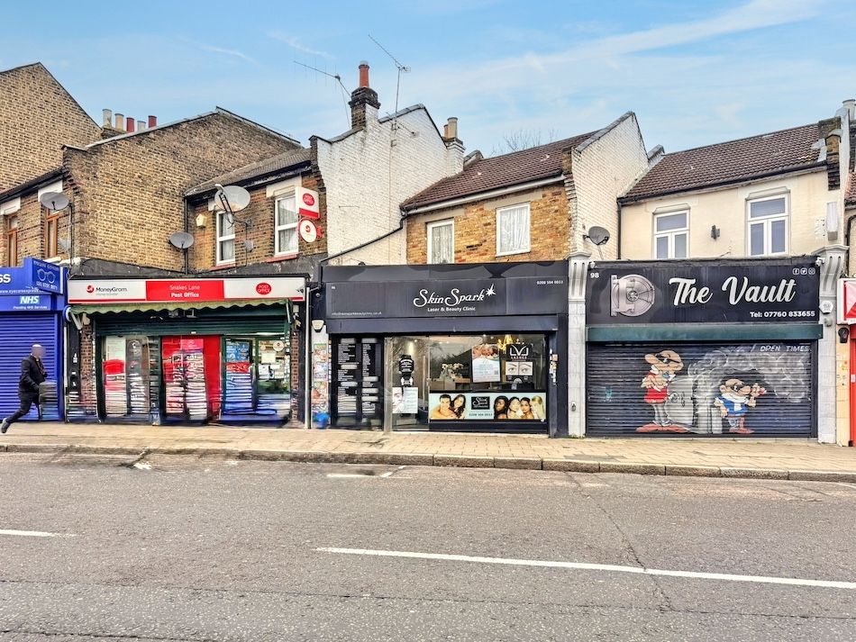 Snakes Lane East, Woodford Green IG8, Retail premises for sale, £ ...