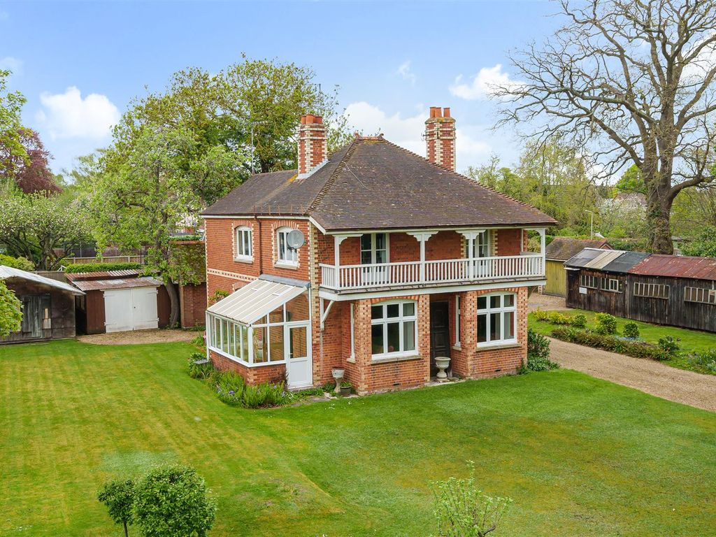 4 bed detached house for sale in Emmbrook Road, Wokingham, Berkshire ...