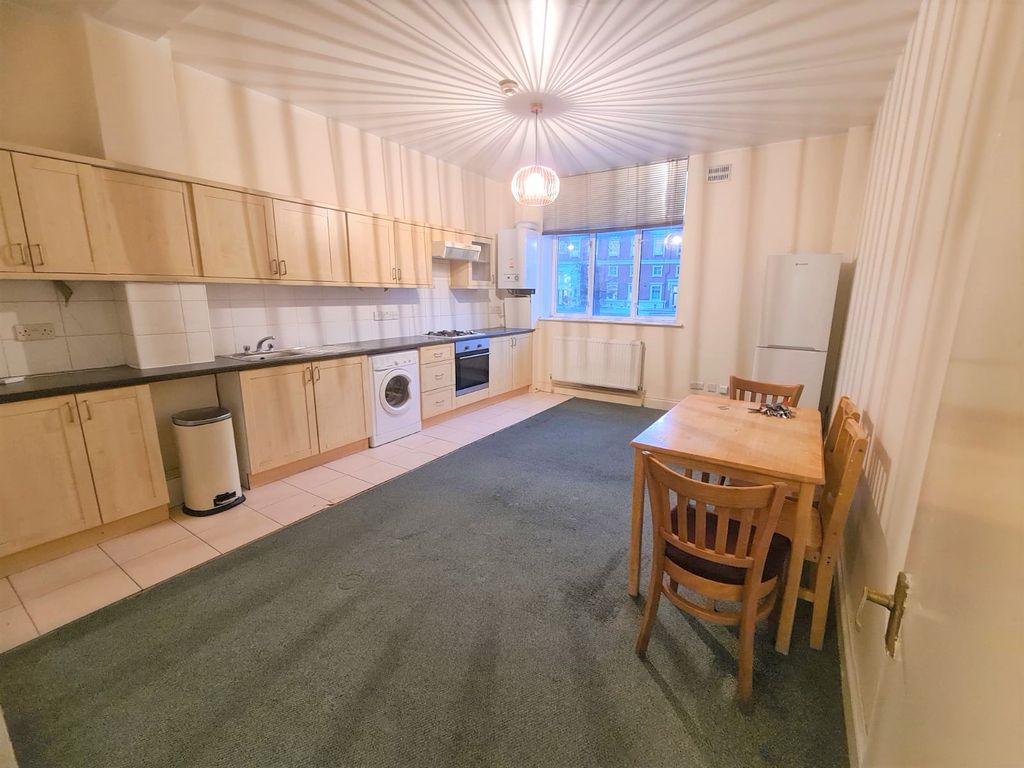 1 bed flat to rent in Lewisham Way, New Cross, London SE14 - Zoopla