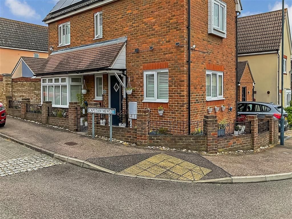 3 bed detached house for sale in Capstan Mews, Gravesend, Kent DA11, £ ...