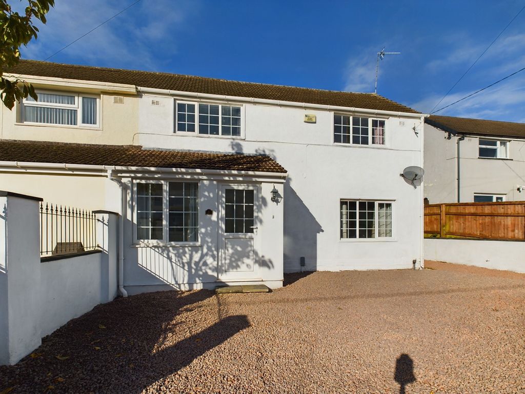 3 Bed Semi Detached House For Sale In Holcot Coalway Gl16 £275 000
