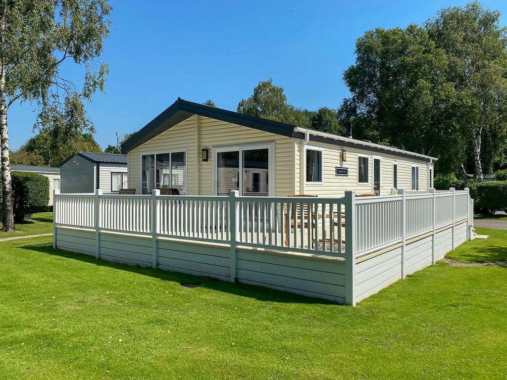 2 bed lodge for sale in Bentham Road, Ingleton, Carnforth LA6 - Zoopla