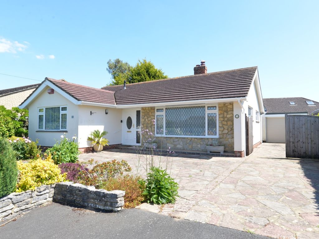 2 Bed Bungalow For Sale In Woodlawn Close Barton On Sea New Milton