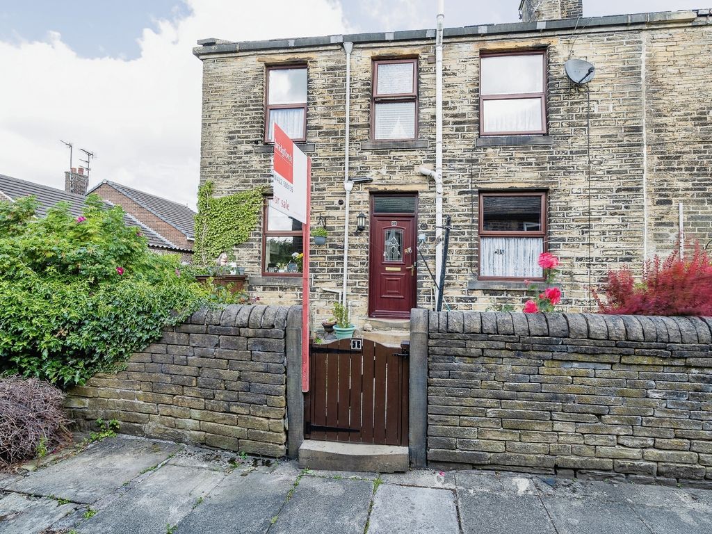 2 Bed End Terrace House For Sale In Chapel Street Denholme Bradford