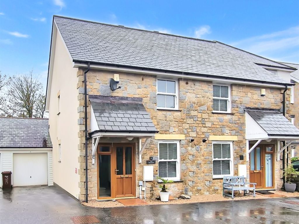 2 bed semi-detached house for sale in Gadwall Rise, Hayle TR27, £ ...