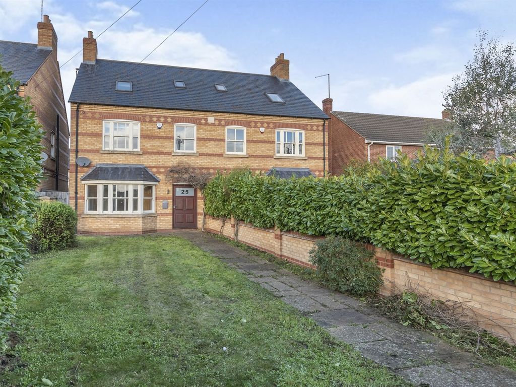 4 bed semi-detached house for sale in New Cross Road, Stamford PE9 - Zoopla