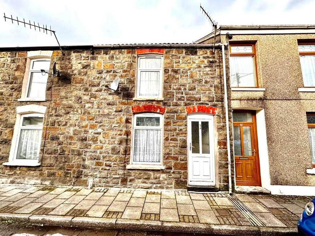 2 bed terraced house for sale in Plas Horeb, Dunraven Street ...
