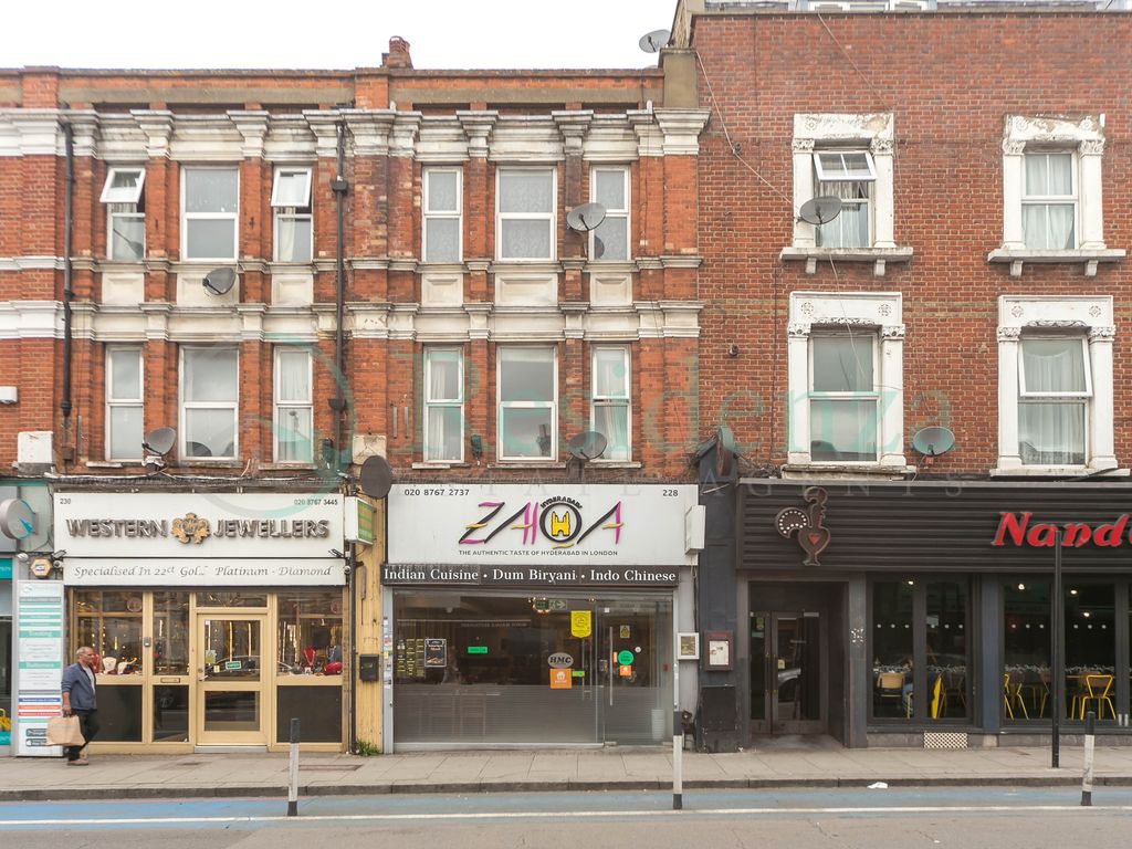 Restaurant/cafe to let in Upper Tooting Road, London SW17, £35,000 pa ...