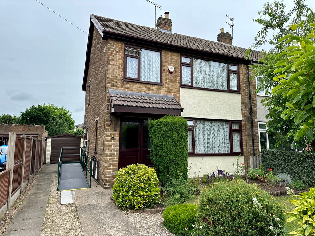 3 Bed Semi Detached House For Sale In Sunnyside Edenthorpe Doncaster