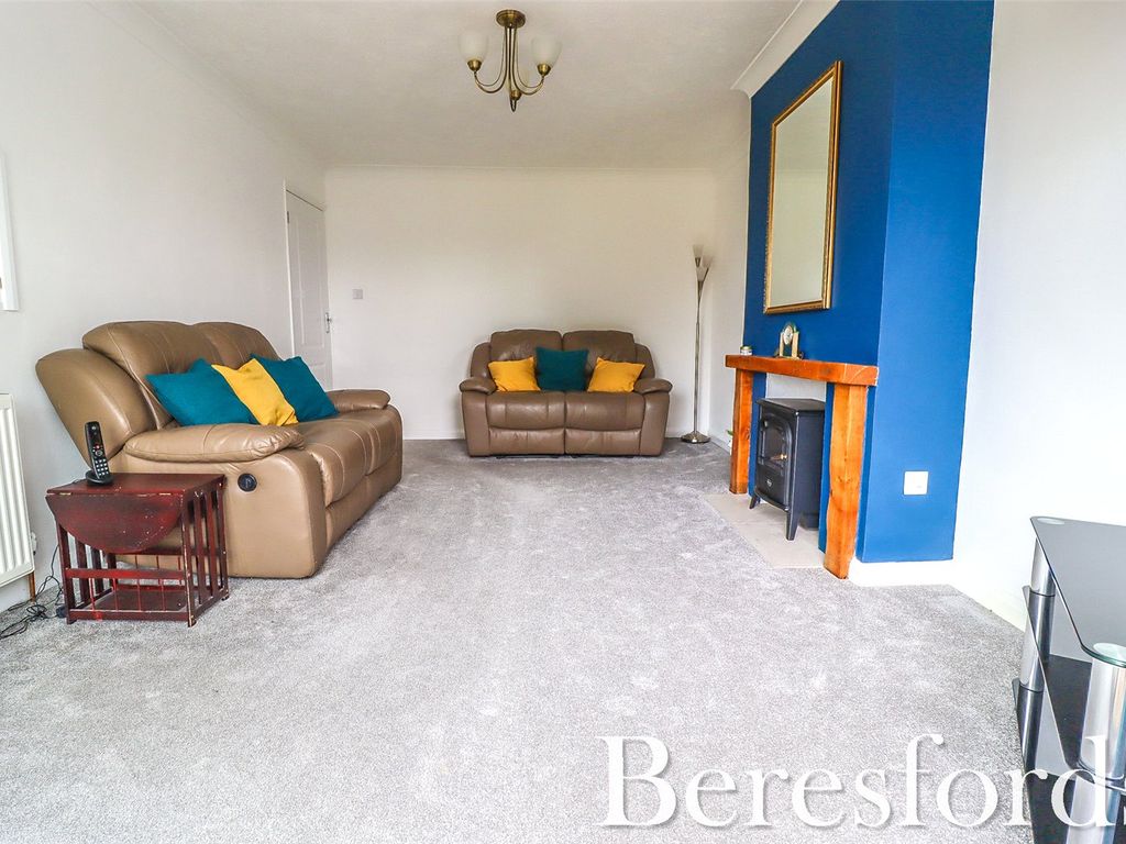 3 bed bungalow for sale in Church Lane, Bulphan RM14, £450,000 - Zoopla