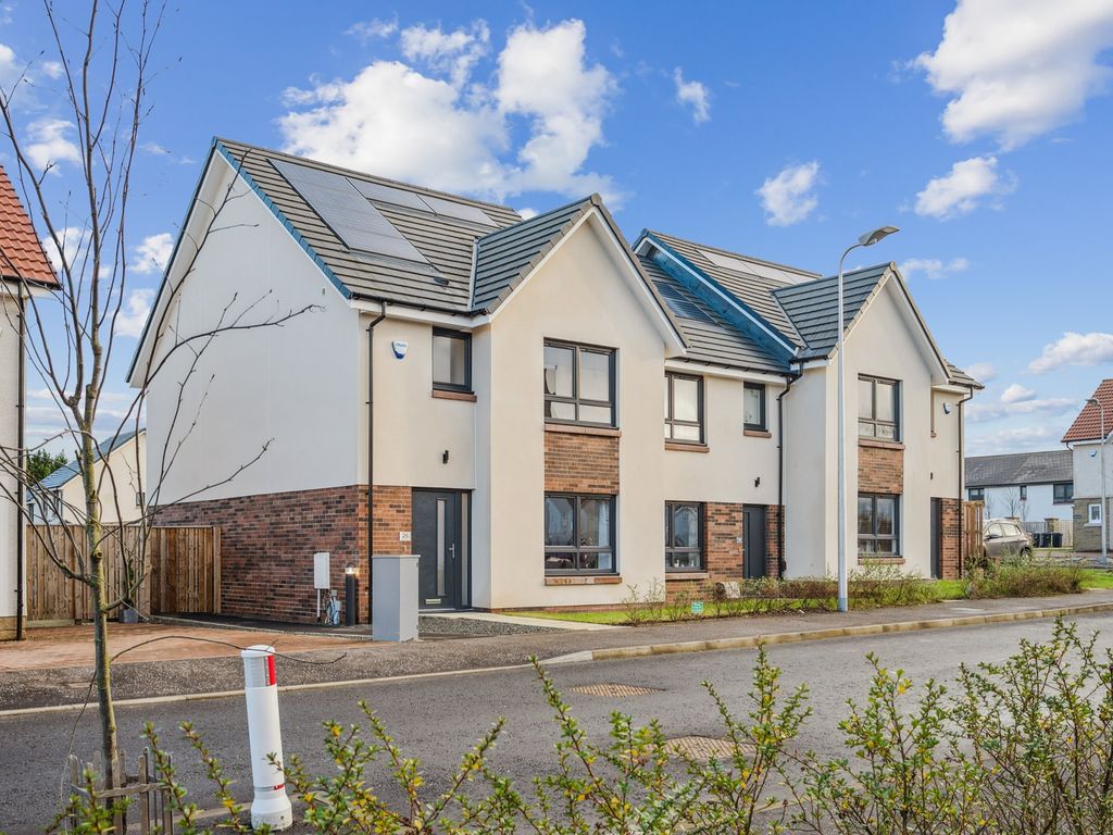 3 Bed End Terrace House For Sale In Lanfine Drive Kirkintilloch