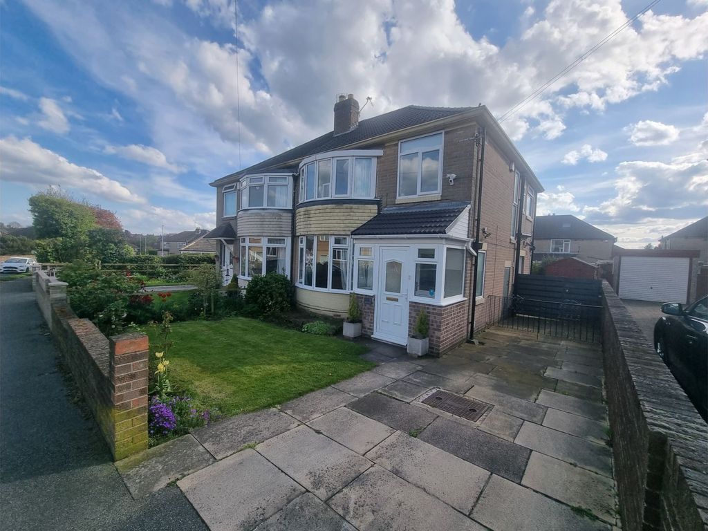 3 bed semi-detached house for sale in Kingswear Crescent, Leeds LS15, £ ...