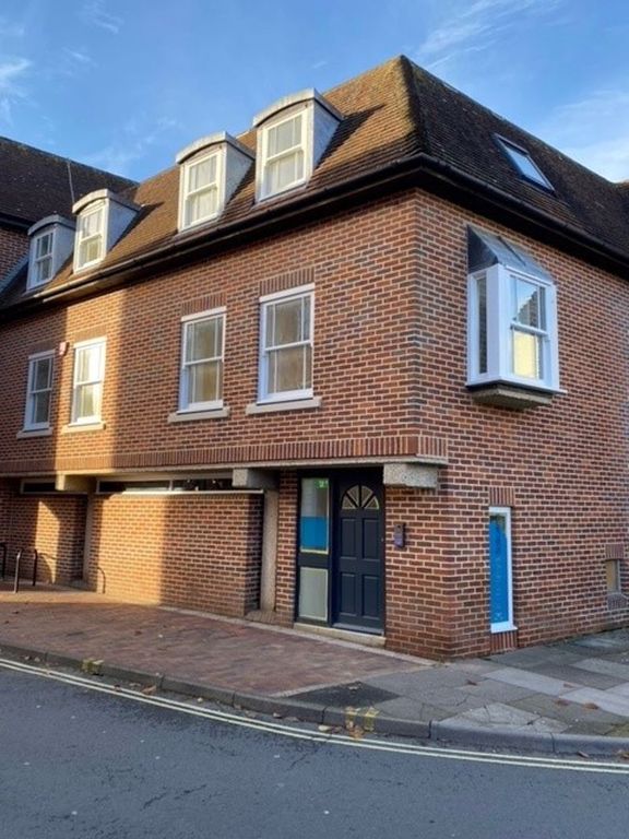 2 bed maisonette to rent in East Borough, Wimborne BH21, £1,100 pcm ...