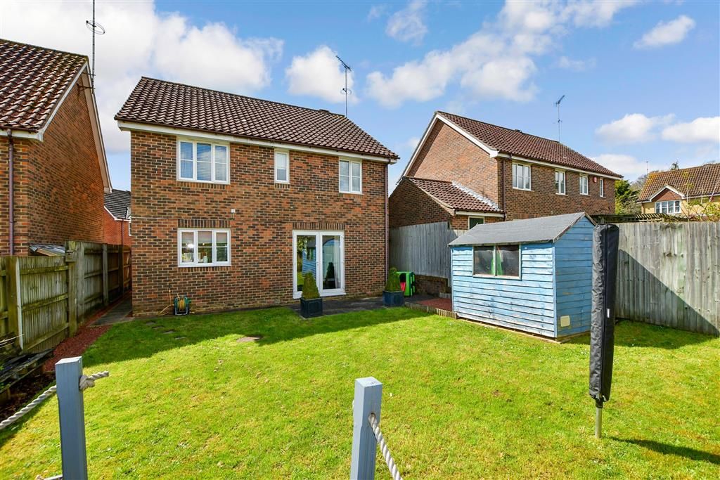 4 bed detached house for sale in Colonel Stephens Way, Tenterden, Kent ...