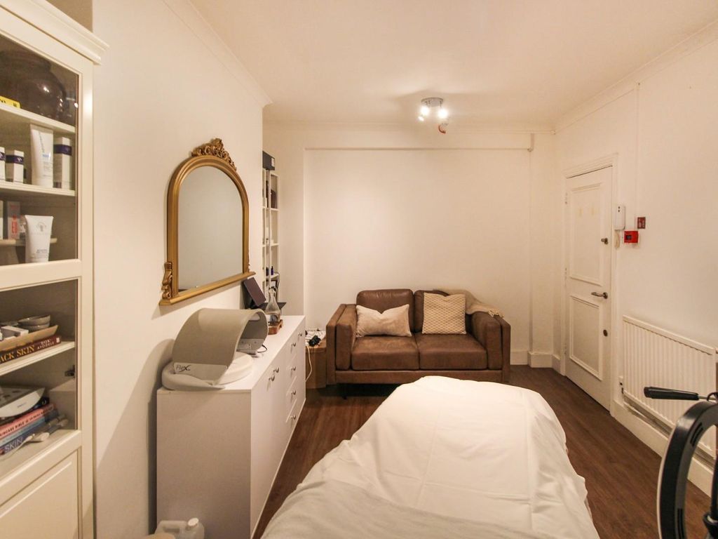 Room to let in 97 Mortimer Street, London W1W, £27,000 pa - Zoopla