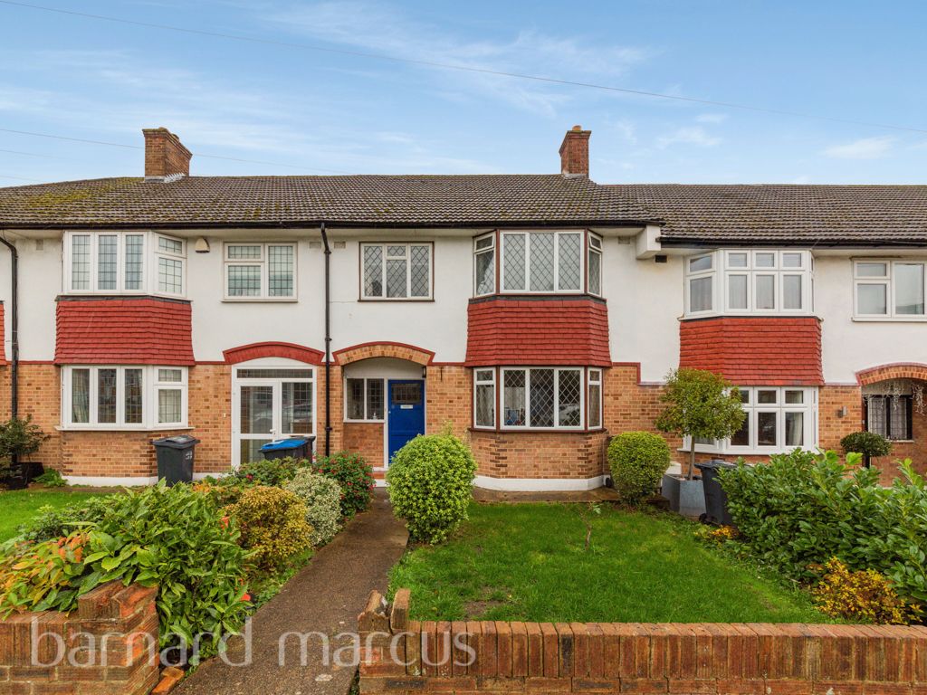 3 bed terraced house for sale in Heatherset Gardens, London SW16 - Zoopla