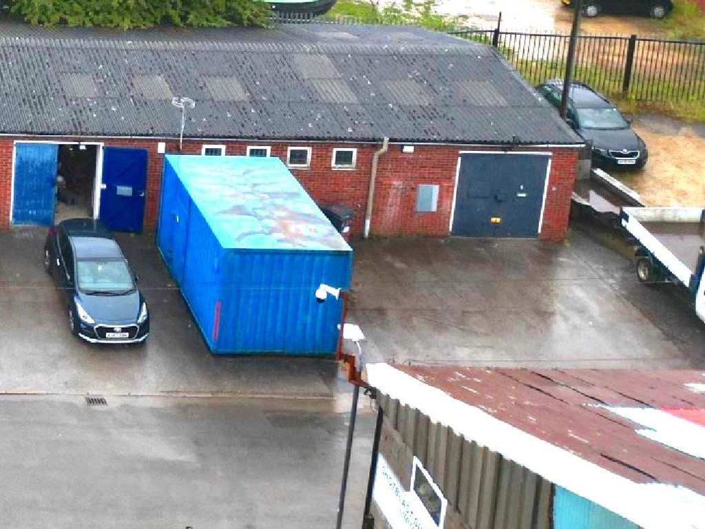 Light industrial to let in Kilton Terrace, Worksop S80, £7,000 pa - Zoopla