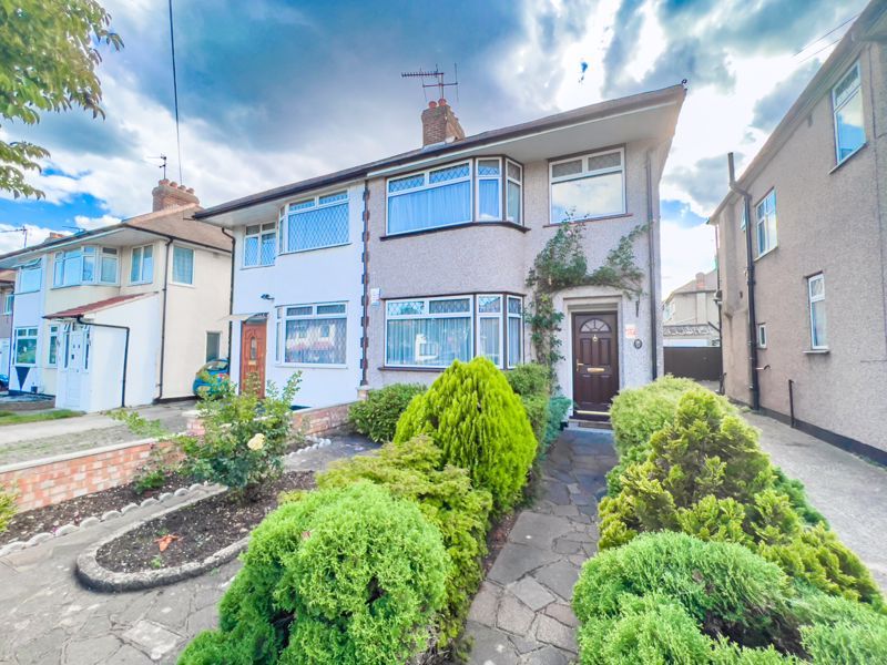 3 Bed Semi Detached House To Rent In Alderney Gardens Northolt Ub5
