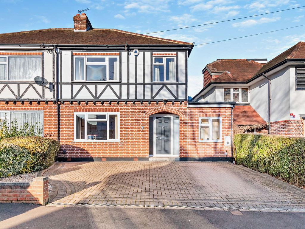 3 Bed Semi Detached House For Sale In St Michaels Crescent Pinner Ha5