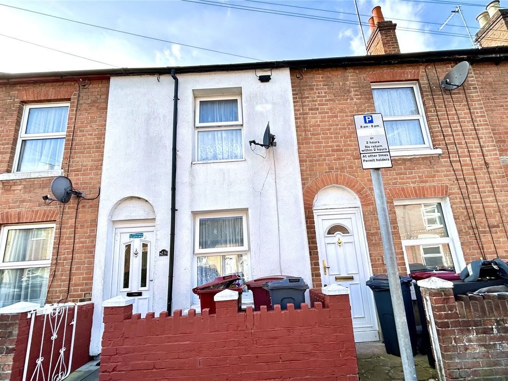 2 Bed Terraced House For Sale In Amity Road Reading Berkshire Rg1
