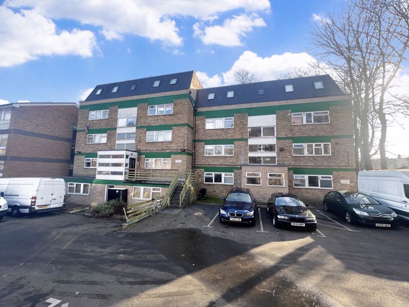 1 bed flat for sale in Brook Street, Luton LU3 - Zoopla