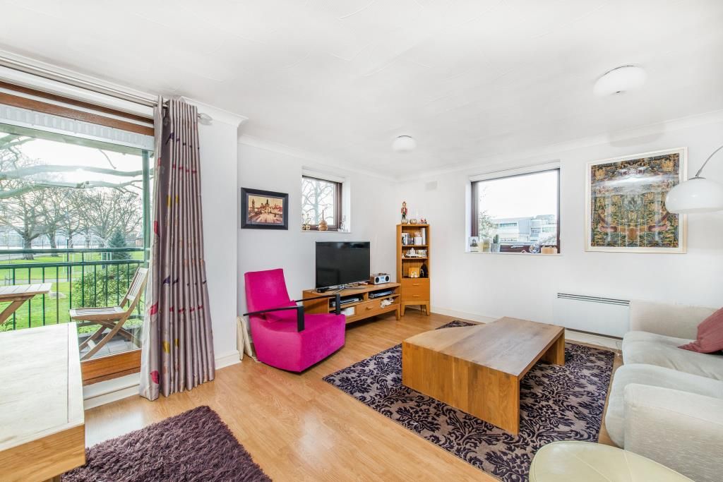 1 bed flat to rent in Luralda Wharf, Saunders Ness Road, London E14 ...