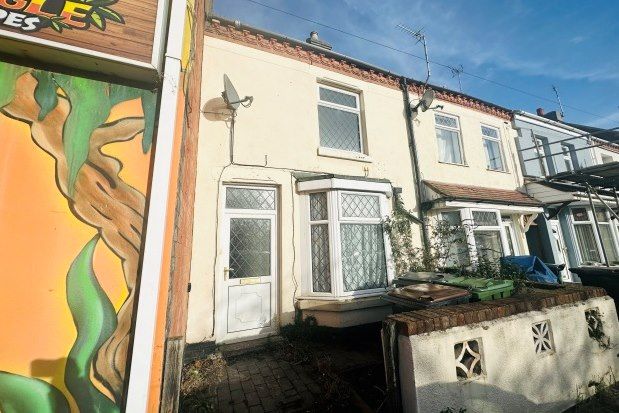 3 bed property to rent in Pool Bank Street, Nuneaton CV11, £850 pcm ...