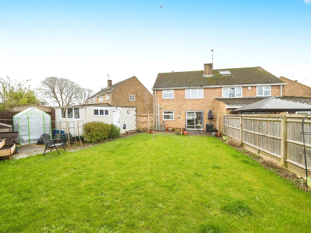 3 bed semi-detached house for sale in Coombe Close, Crawley RH11, £ ...