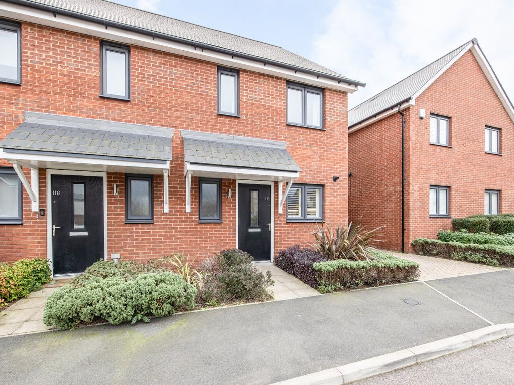 2 bed end terrace house for sale in Thackeray Drive, Northfleet, Kent DA11, £375,000 - Zoopla