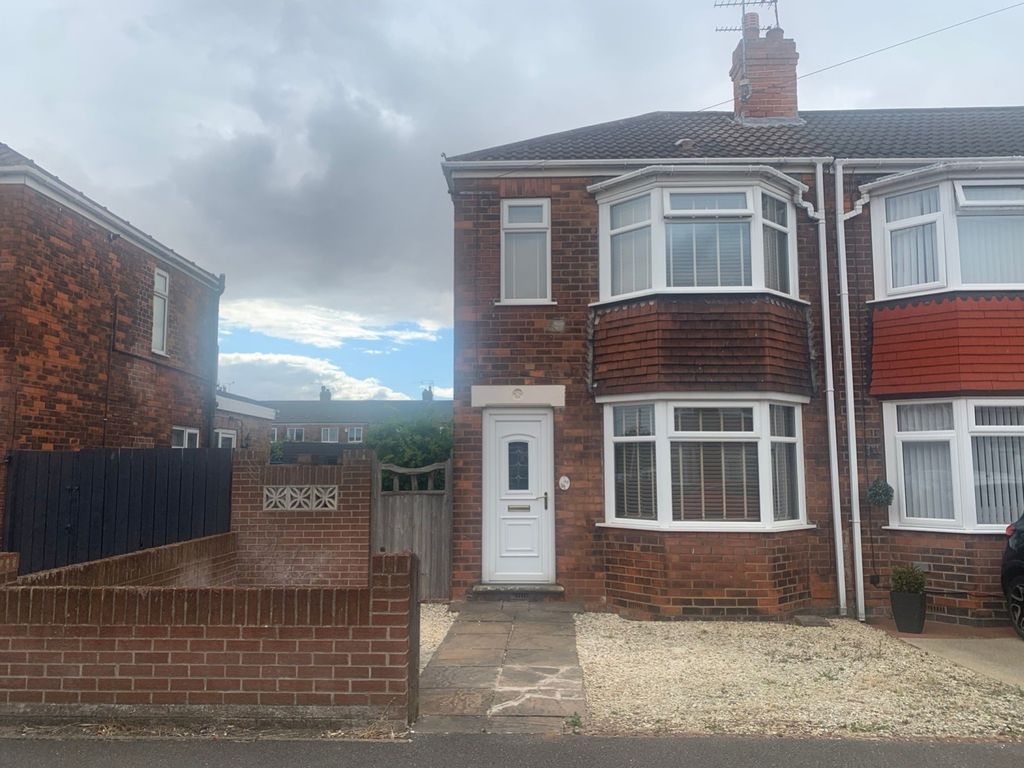 3 bed end terrace house for sale in Brendon Avenue, Hull HU8 - Zoopla